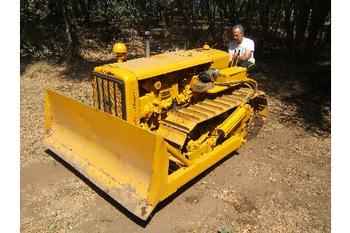 Used Farm Tractors for Sale: D2-Caterpillar-Orchard Model (2005-09-12 ...