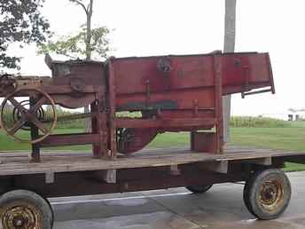 Used Farm Tractors for Sale: Barn Floor Thrasher (2005-09-16 ...
