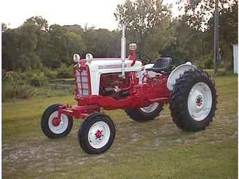 Used Farm Tractors for Sale: 1962 Ford 971 (172 Cid Gas) (2005-09-27 ...