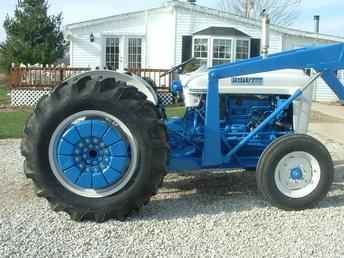 Used Farm Tractors for Sale: Ford 4000 Select-O-Speed (2005-10-06) - Yesterday's Tractors