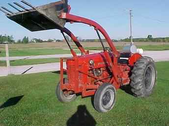 Used Farm Tractors for Sale: Nice Farmall 300 With Loader (2005-10-18 ...