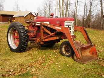Used Farm Tractors for Sale: Farmall 400 Diesel W/ Loader (2005-10-29 ...