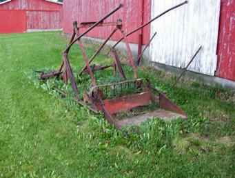 Used Farm Tractors for Sale: Mccormick / Ih #31 Loader (2005-11-09 ...