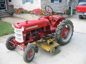 Used Farm Tractors for Sale: Ih Farmall Cub Lowboy 1961 (2005-11-12 ...