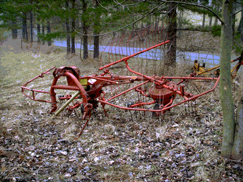 Used Farm Tractors for Sale: Kuhn Rake/Tedder Combo (2005-12-09 ...