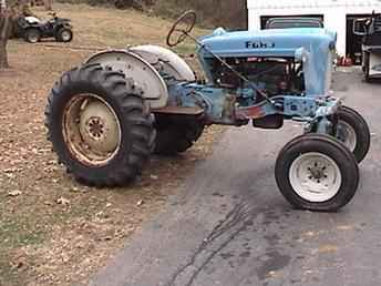 Used Farm Tractors for Sale: Ford 501 Offset (2005-12-11) - Yesterday's ...
