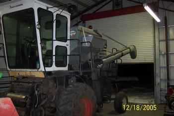 Used Farm Tractors for Sale: 1973 Gleaner K Combine (2005-12-29 ...