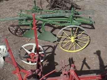 Used Farm Tractors for Sale: 1913 John Deere Sulky Plow (2006-01-21 ...