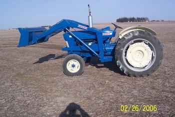 Used Farm Tractors for Sale: Ford 5000 Diesel With Loader (2006-03-07 ...
