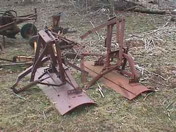 Used Farm Tractors for Sale: Farmall Cub Grader Blade (2006-03-14 ...