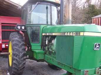 Used Farm Tractors for Sale: 1981 John Deere 4440--Power Shift (2006-03 ...