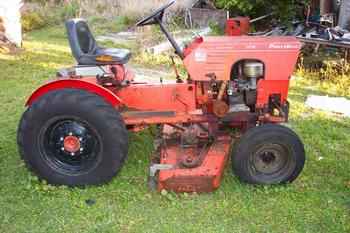 Used Farm Tractors for Sale: 1616 Power King (2006-03-28) - Yesterday's ...