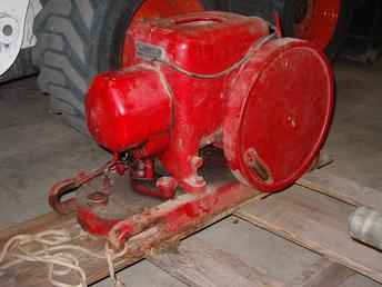 Used Farm Tractors for Sale: Ih LB Engine (Near Leseur) (2006-04-02 ...