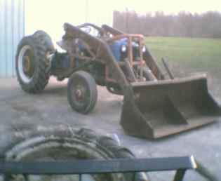 Used Farm Tractors for Sale: Ford 2000 With Loader (2006-04-11 ...