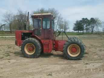 Used Farm Tractors for Sale: Versatile 118 (2006-05-11) - Yesterday's ...