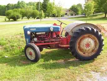 Used Farm Tractors for Sale: 600 Ford (2006-05-13) - Yesterday's Tractors