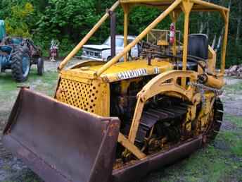 Used Farm Tractors for Sale: D2 Dozer Narrow W/Winch (2006-05-15 ...