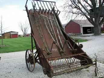 Used Farm Tractors for Sale: Hay Loader (2006-05-20) - Yesterday's Tractors