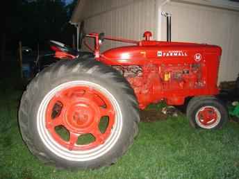 Used Farm Tractors for Sale: Farmall M --- New Engine (2006-05-30 ...