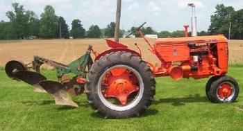 Used Farm Tractors for Sale: 1951 VAC Case With 2B Plow (2006-06-01 ...