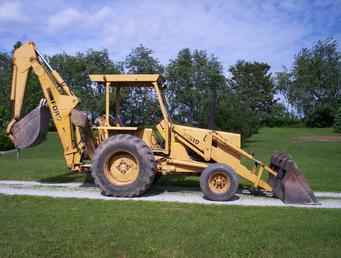 Used Farm Tractors for Sale: 1988 Ford 555 B TLB (2006-06-06 ...