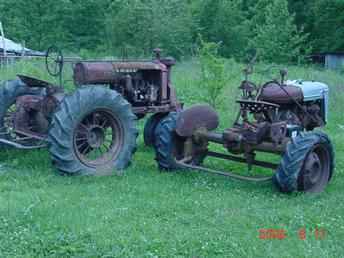 Used Farm Tractors for Sale: Farmall B & Farmall F-20 (2006-06-11 ...