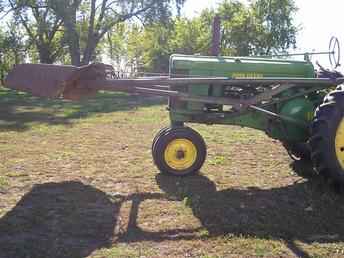 Used Farm Tractors for Sale: John Deere 45 Loader (2006-06-26 ...