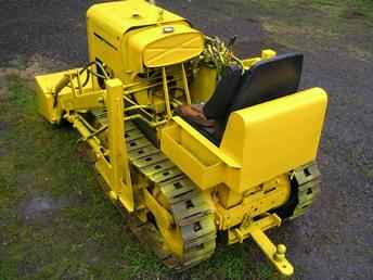 Used Farm Tractors for Sale: Windolph Mini Crawler Loader (2006-06-26 ...