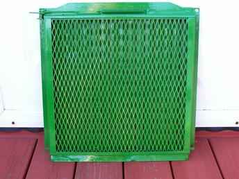 Used Farm Tractors for Sale: Unstyled B John Deere Shutter (2006-06-27 ...