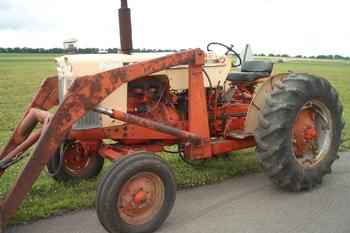 Used Farm Tractors for Sale: Case 530 (541) With Loader (2006-07-04 ...