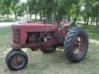 Used Farm Tractors for Sale: Farmall Super M-Diesel (2006-07-06 ...