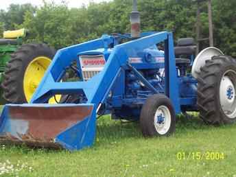 Used Farm Tractors for Sale: Ford 3000 W/Loader (2006-07-22 ...