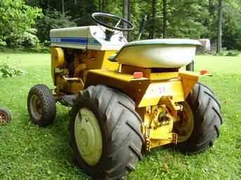 Used Farm Tractors for Sale: Rare 124 Cub Cadet (2006-07-23 ...