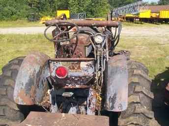 Used Farm Tractors for Sale: Mini Moline UTS?? And Loader (2006-08-16 ...