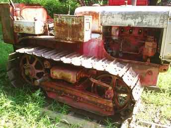 Used Farm Tractors for Sale: Mccormick Deering T20 Crawler (2006-08-27 ...