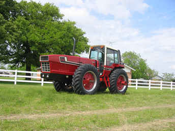 Used Farm Tractors for Sale: Ih-3588 Tractor (The Anteater) (2008-04-21 ...