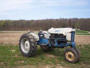 Used Farm Tractors for Sale: Ford 4000 (2008-04-27) - Yesterday's Tractors