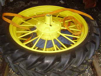 Used Farm Tractors for Sale: John Deere Round Spoke Wheels (2008-04-28 ...