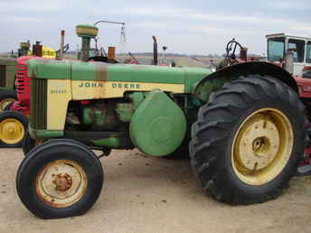 Used Farm Tractors for Sale: 2 Of 6 John Deere 830 (2008-05-01 ...