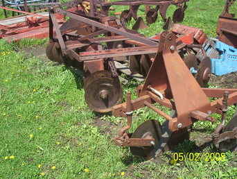 Used Farm Tractors for Sale: Dearborn Disc+Plow (2008-05-02 ...