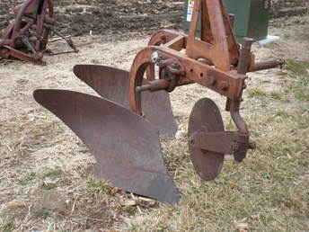 Used Farm Tractors for Sale: Two Bottom Plow, Deereborn (2008-05-08 ...