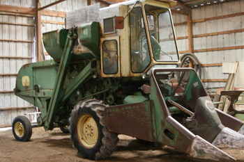 Used Farm Tractors for Sale: John Deere 45 Combine (2008-05-08 ...