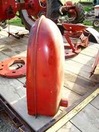 Used Farm Tractors for Sale: Gas Tank For Farmall H (2008-05-19 ...