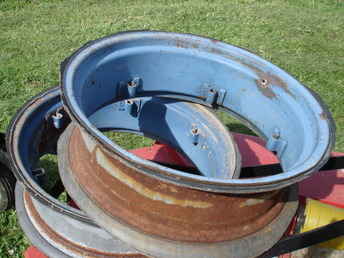 Used Farm Tractors for Sale: Ford 6 Loop Rear Rims (2008-05-25 ...