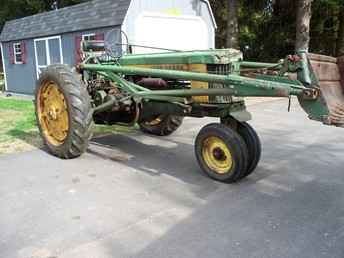 Used Farm Tractors for Sale: John Deere 520 With Loader (2008-05-31 ...