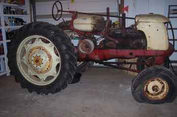 Used Farm Tractors for Sale: Cockshutt 40 B-230 Engine (2008-06-01 ...