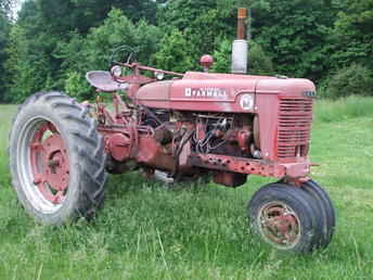 Used Farm Tractors for Sale: 1945 Farmall M (2008-06-03) - Yesterday's Tractors