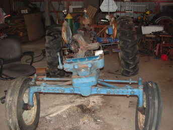 Used Farm Tractors for Sale: Ford 971 Gold DEMO1959 (2008-06-04 ...