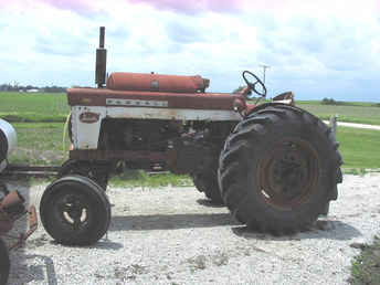 Used Farm Tractors for Sale: 1963 Ih 560 LP (2008-06-08) - Yesterday's ...
