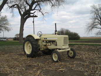 Used Farm Tractors for Sale: 560 Cockshutt (2008-06-12) - Yesterday's ...